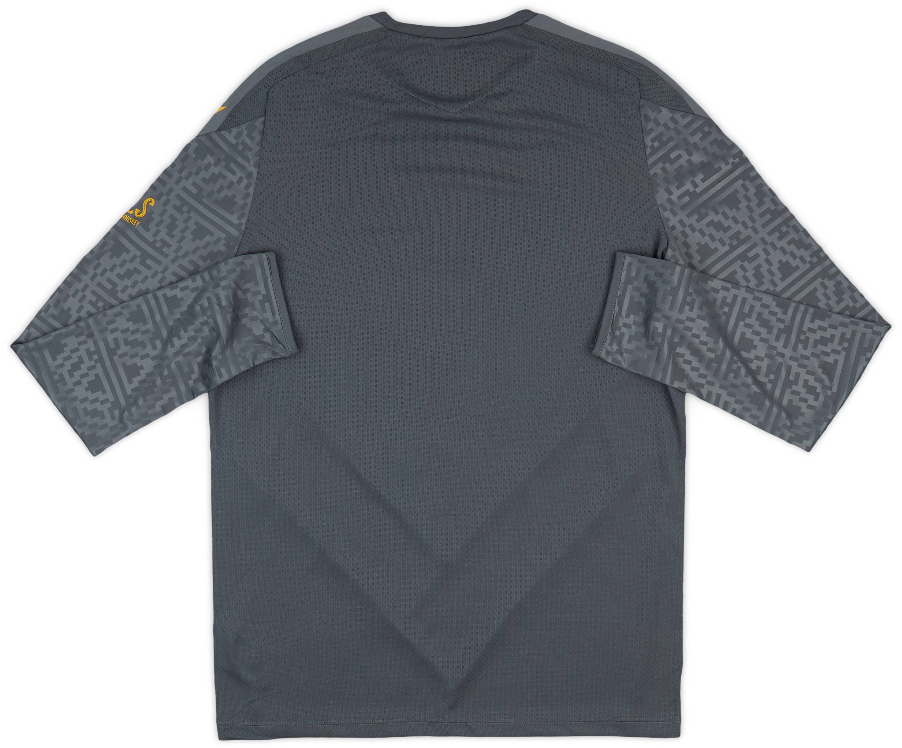 2024-25 Wrexham Macron Training L/S Shirt