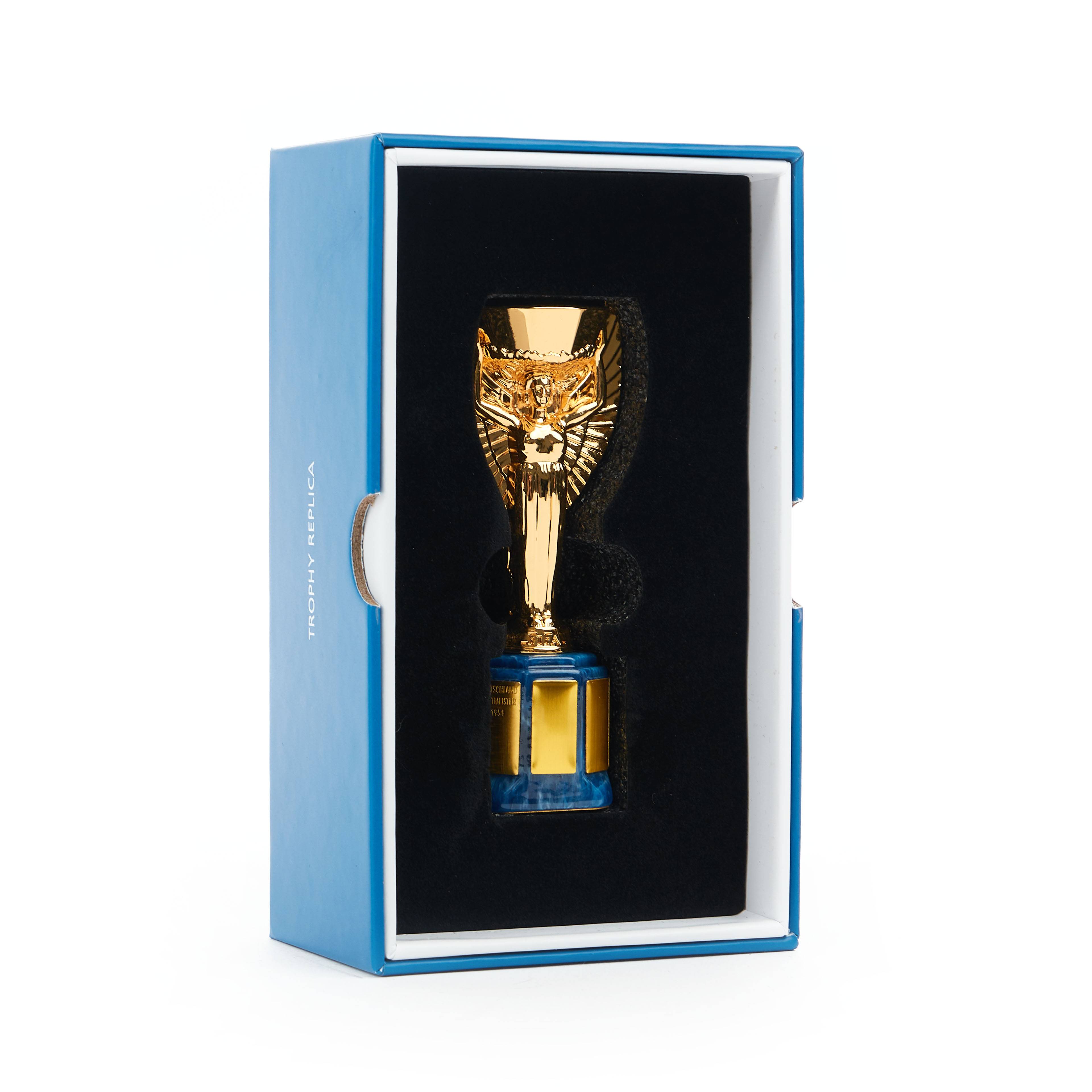 FIFA Classics Official Jules Rimet Replica Trophy (100mm)