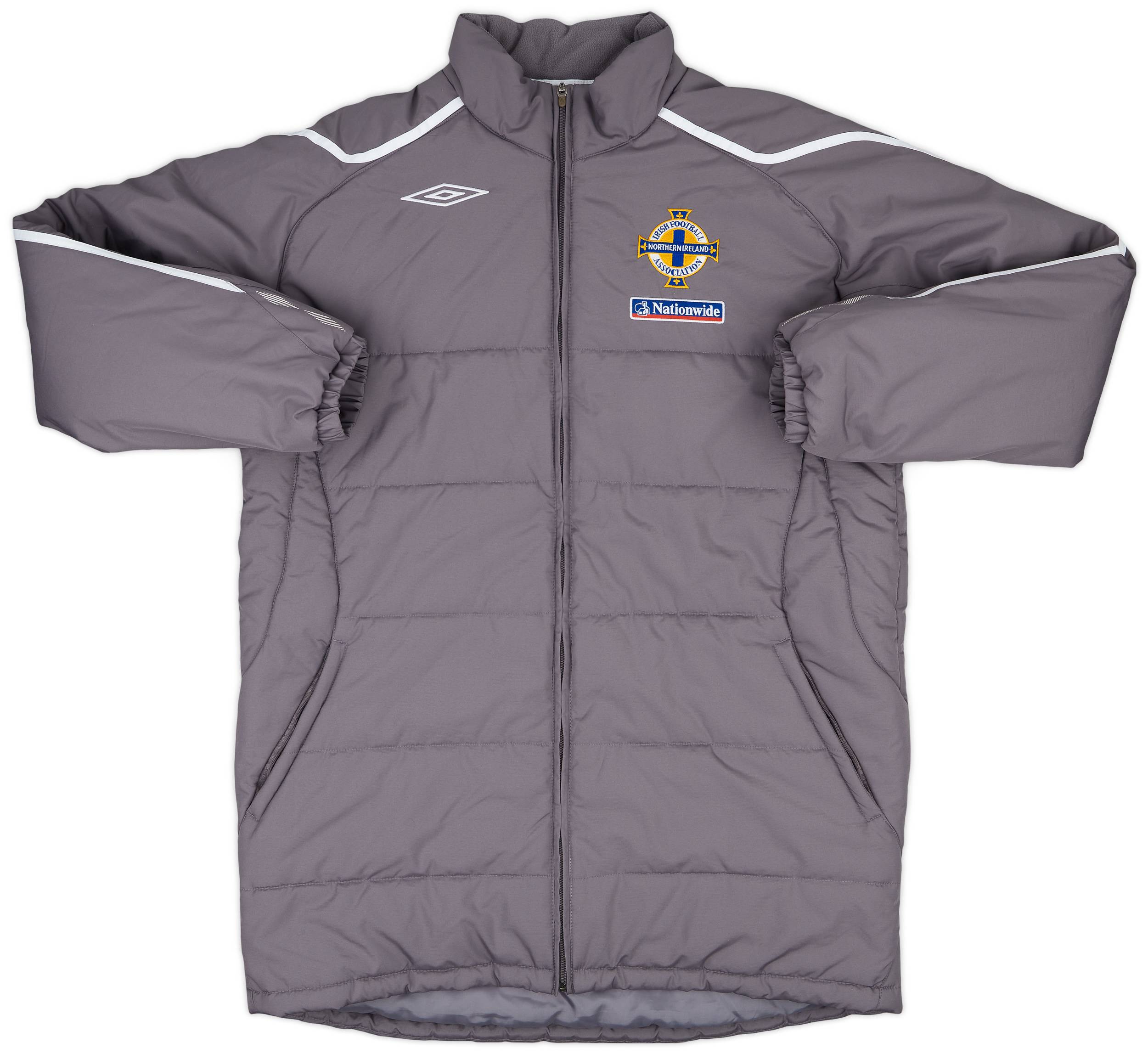2005-06 Northern Ireland Umbro Padded Bench Coat - 8/10 - (L)