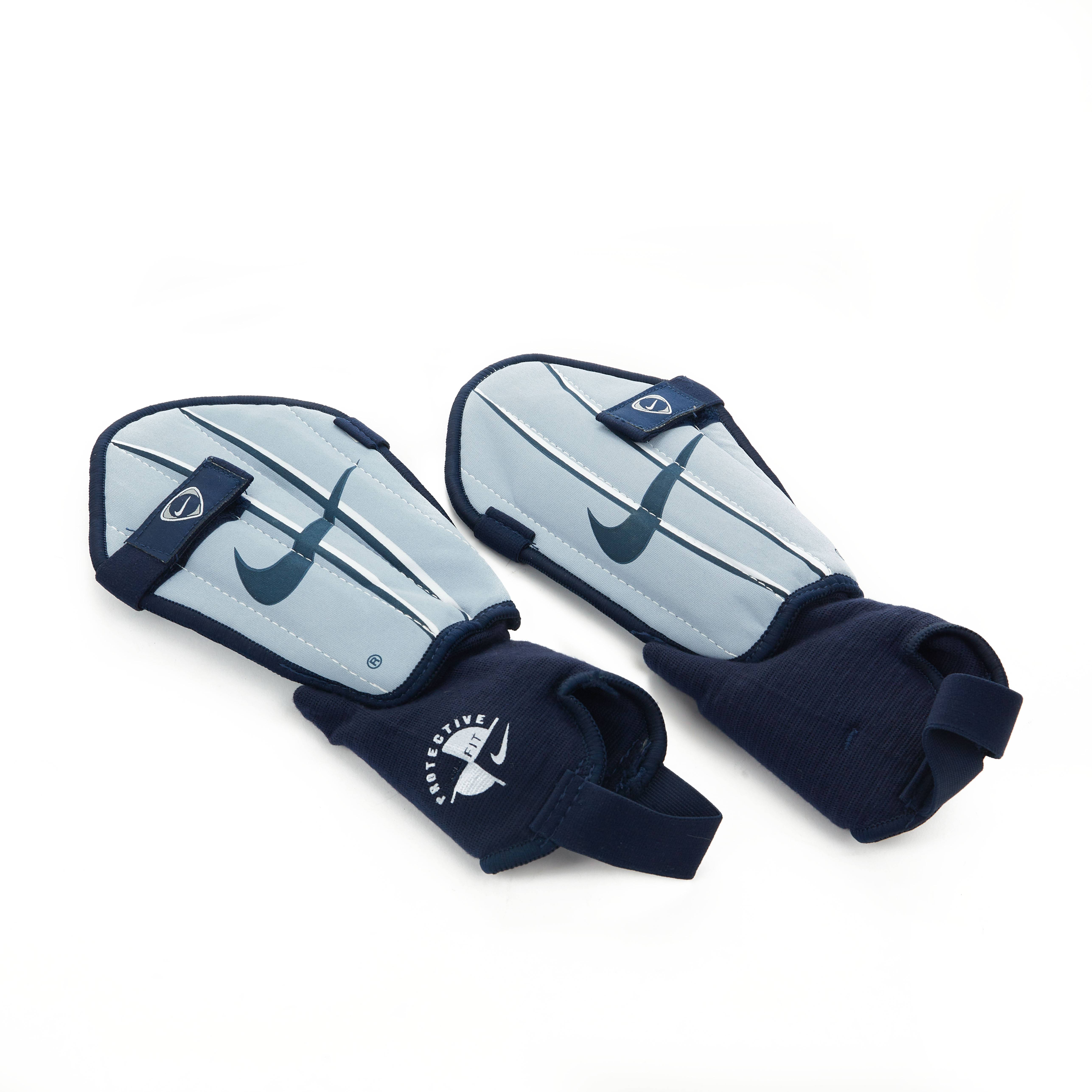 Nike Shin Pads (One Size)