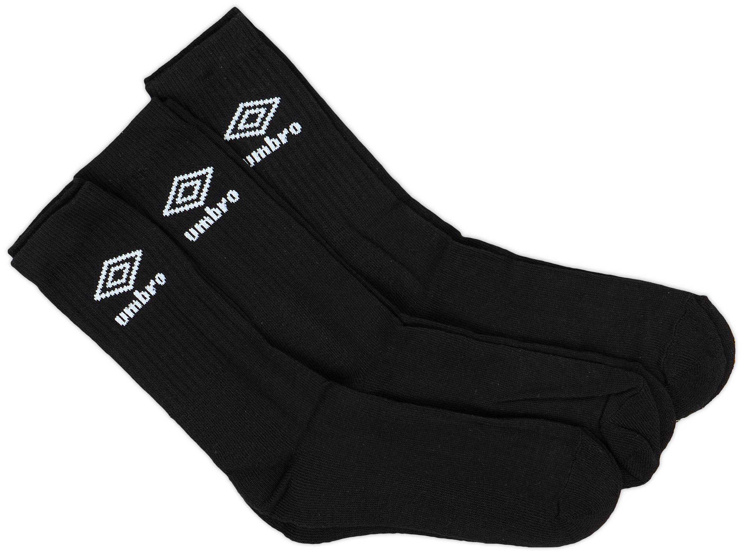 2022-23 Umbro Crew Socks - Pack of 3 Pairs (UK 6-8)