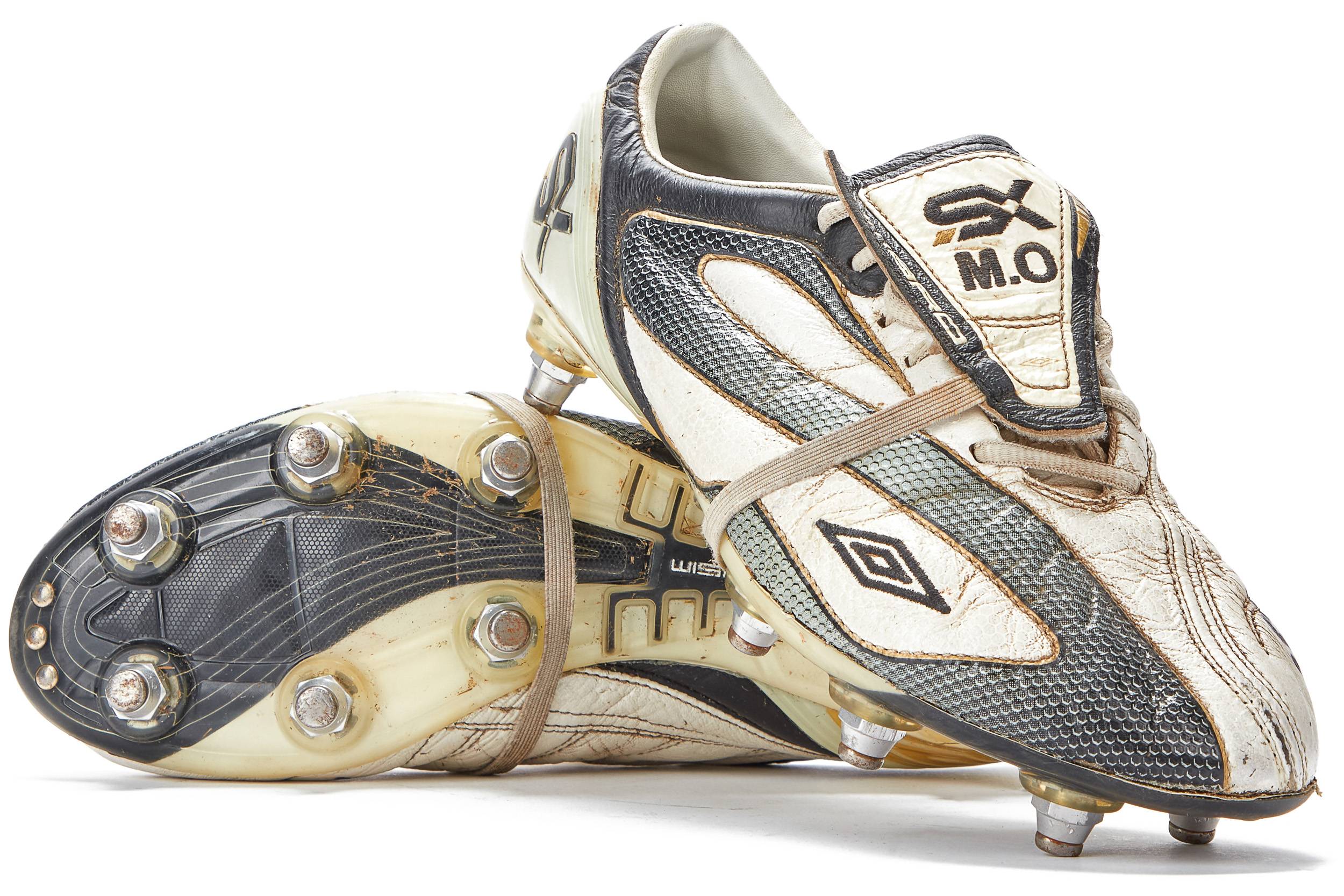 2008 Umbro Match Worn SX-Valor-A Football Boots (Michael Owen) - 3/10 ...