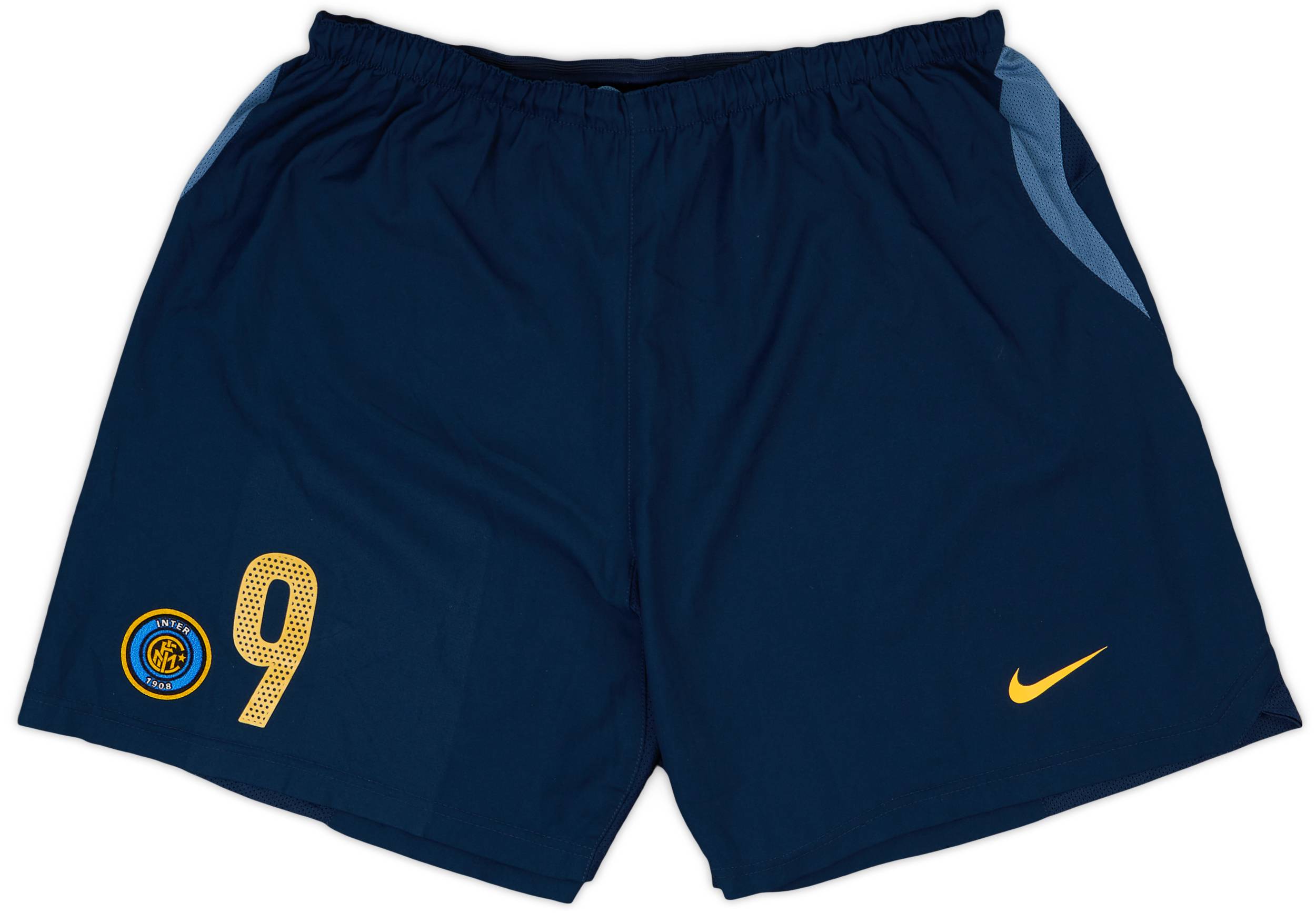 2004-05 Inter Milan Match Issue Third Shorts #9 (Cruz)