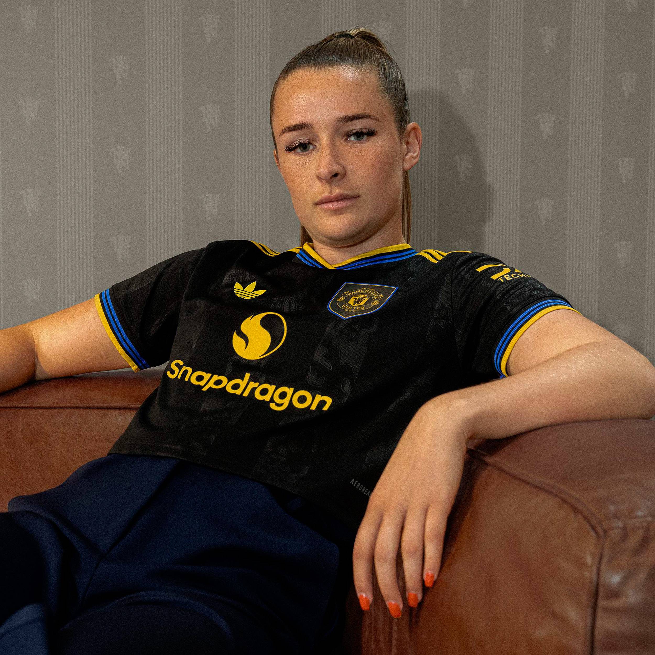 2025-26 Manchester United Third Shirt Toone #7