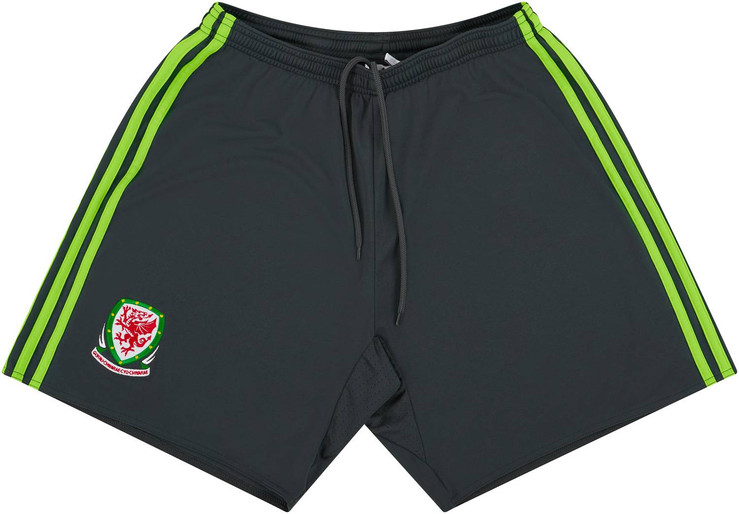 2016-17 Wales Player Issue Away Shorts *As New*