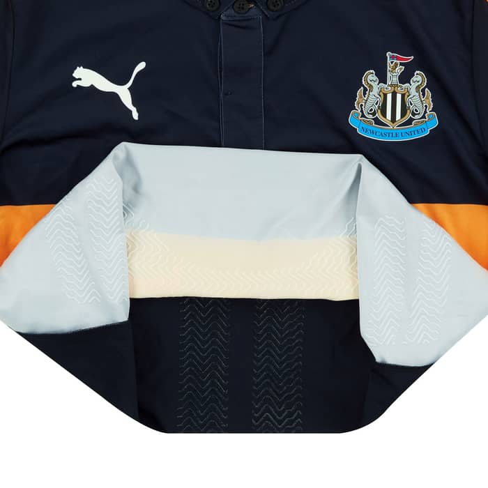 2016-17 Newcastle Player Issue ACTV Fit Away Shirt #2 L